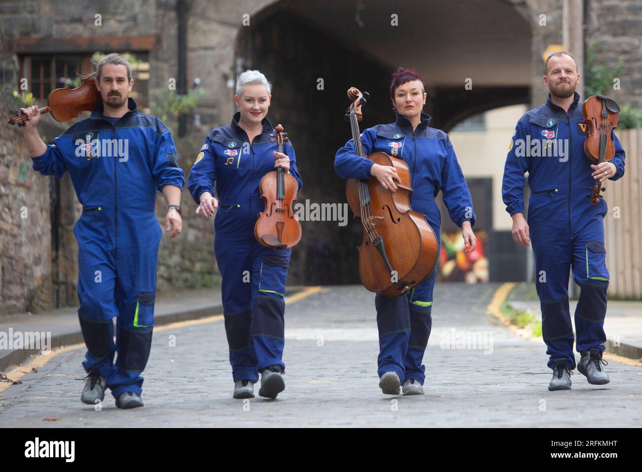 Bowjangles hi-res stock photography and images - Alamy