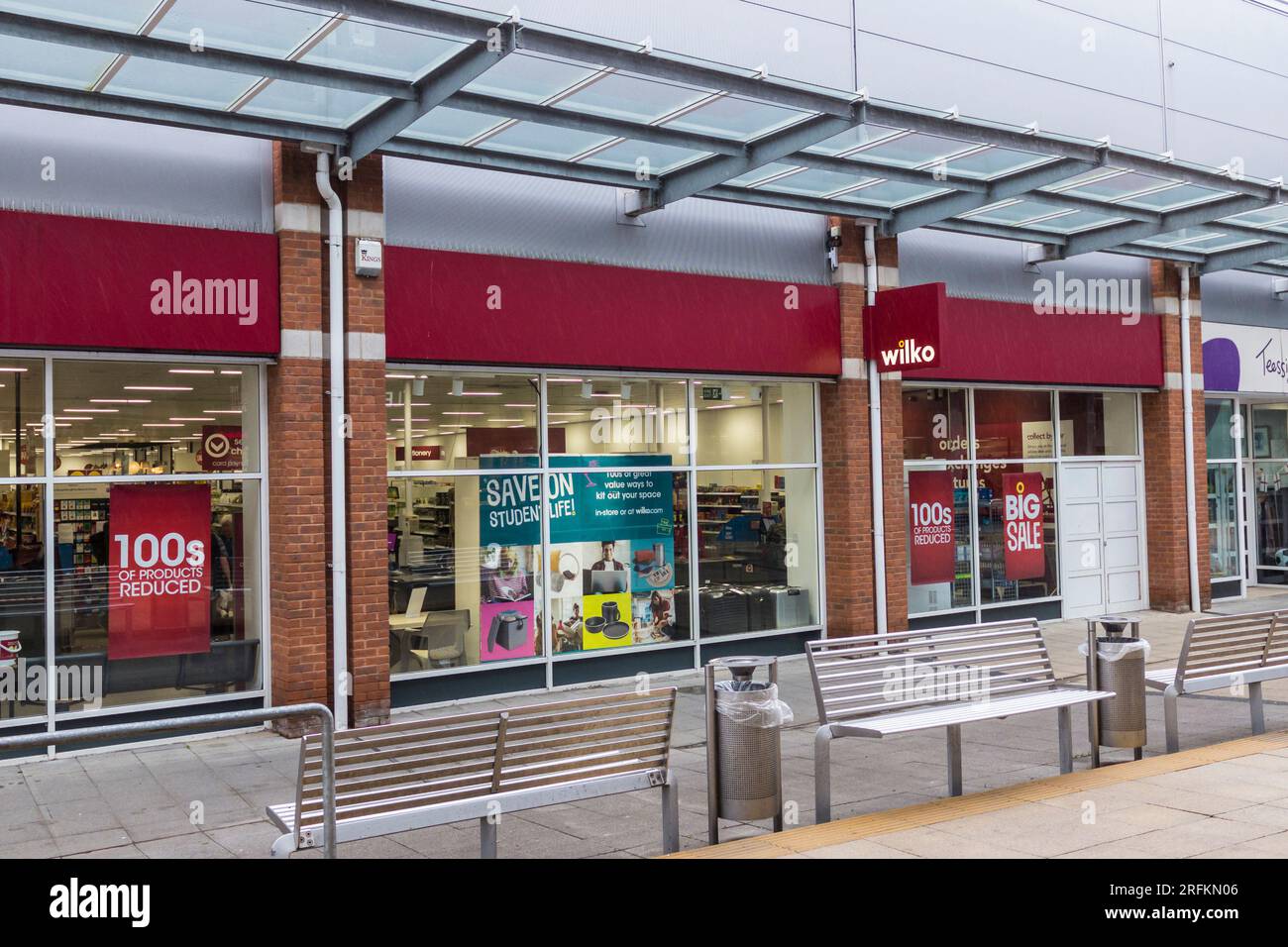 Wilko collapse hi-res stock photography and images - Alamy