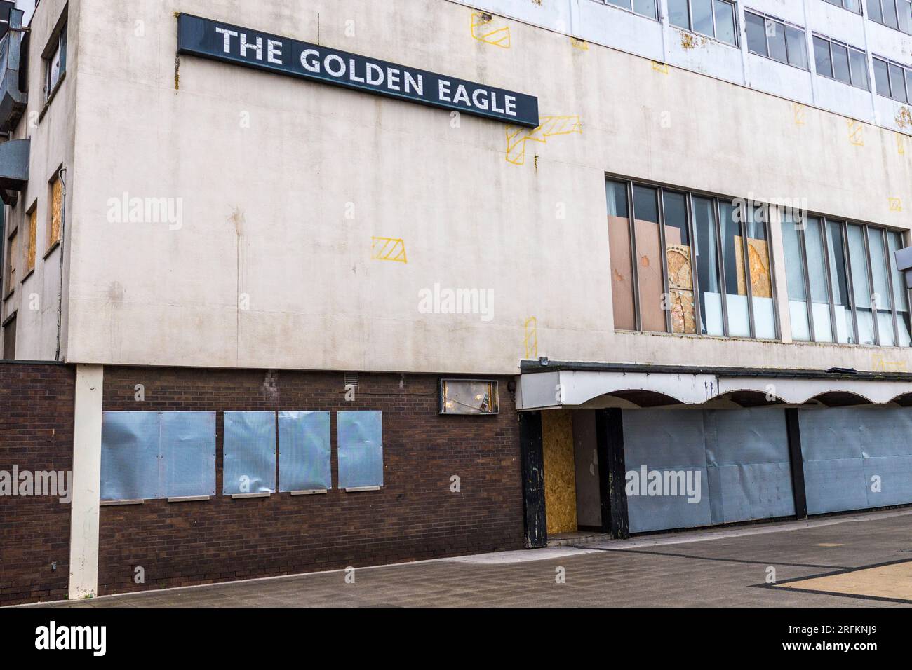 Golden eagle hotel hi-res stock photography and images - Alamy