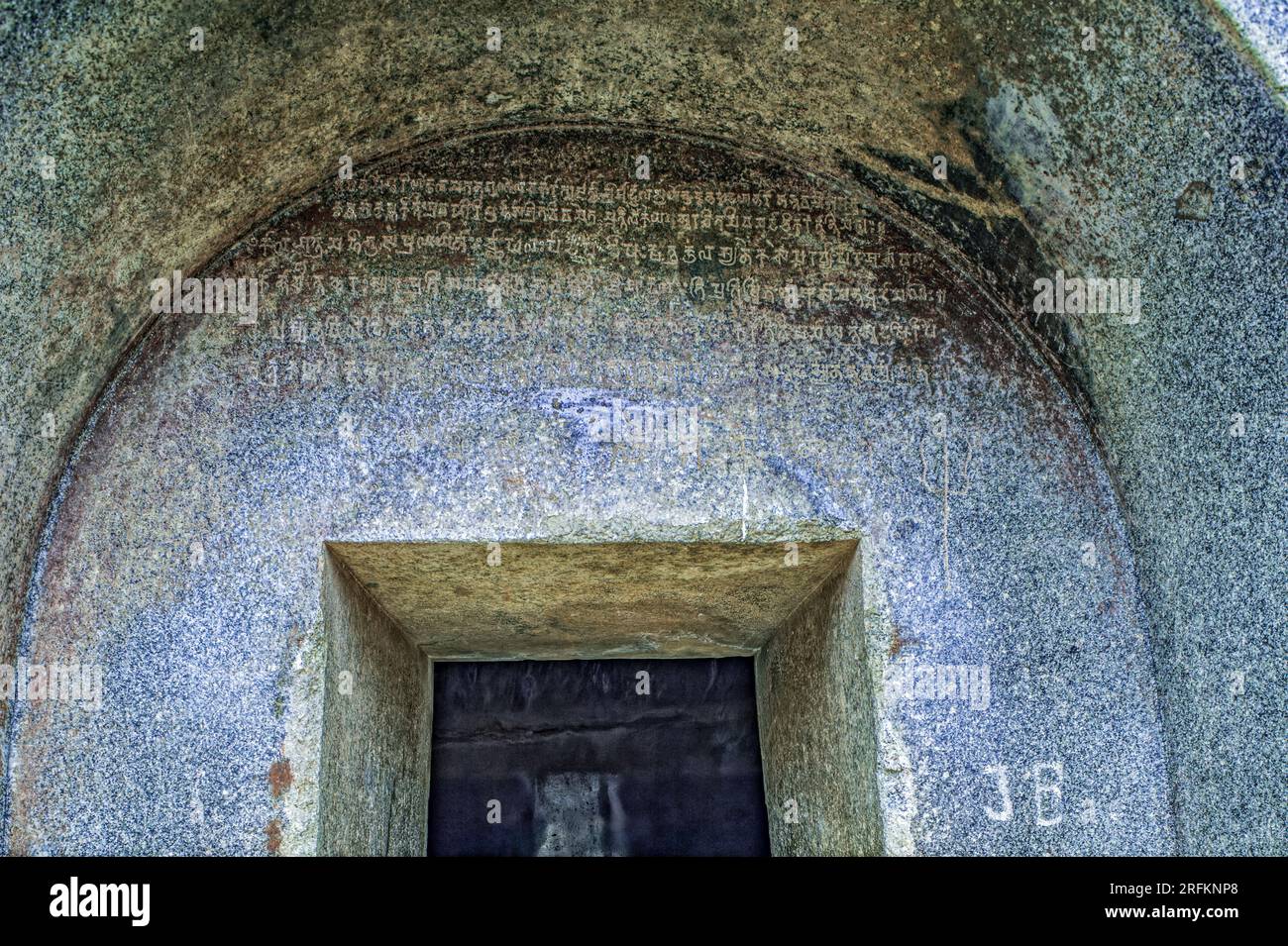 Barabar caves hi-res stock photography and images - Alamy