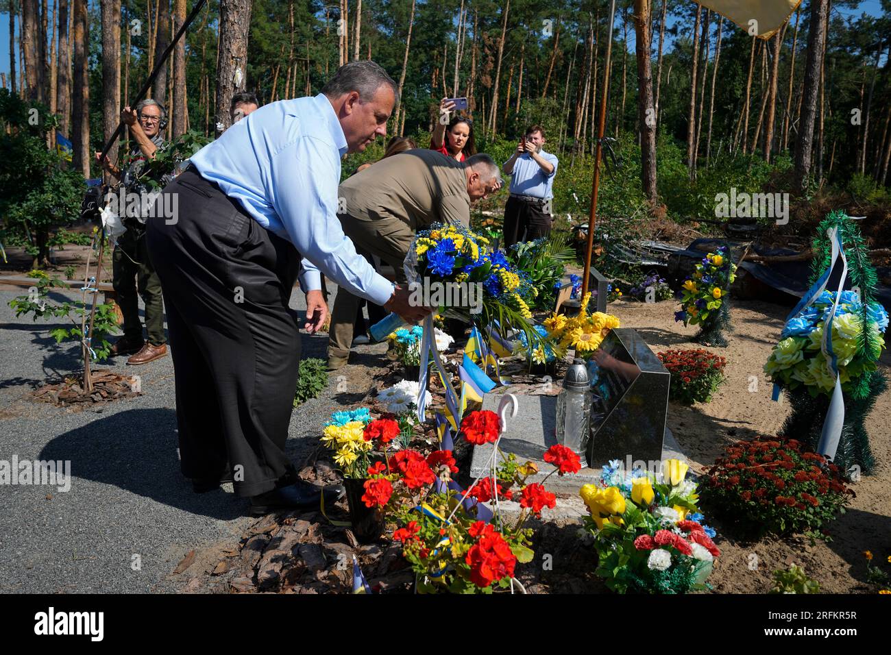 Republican presidential candidate former New Jersey Gov. Chris Christie ...