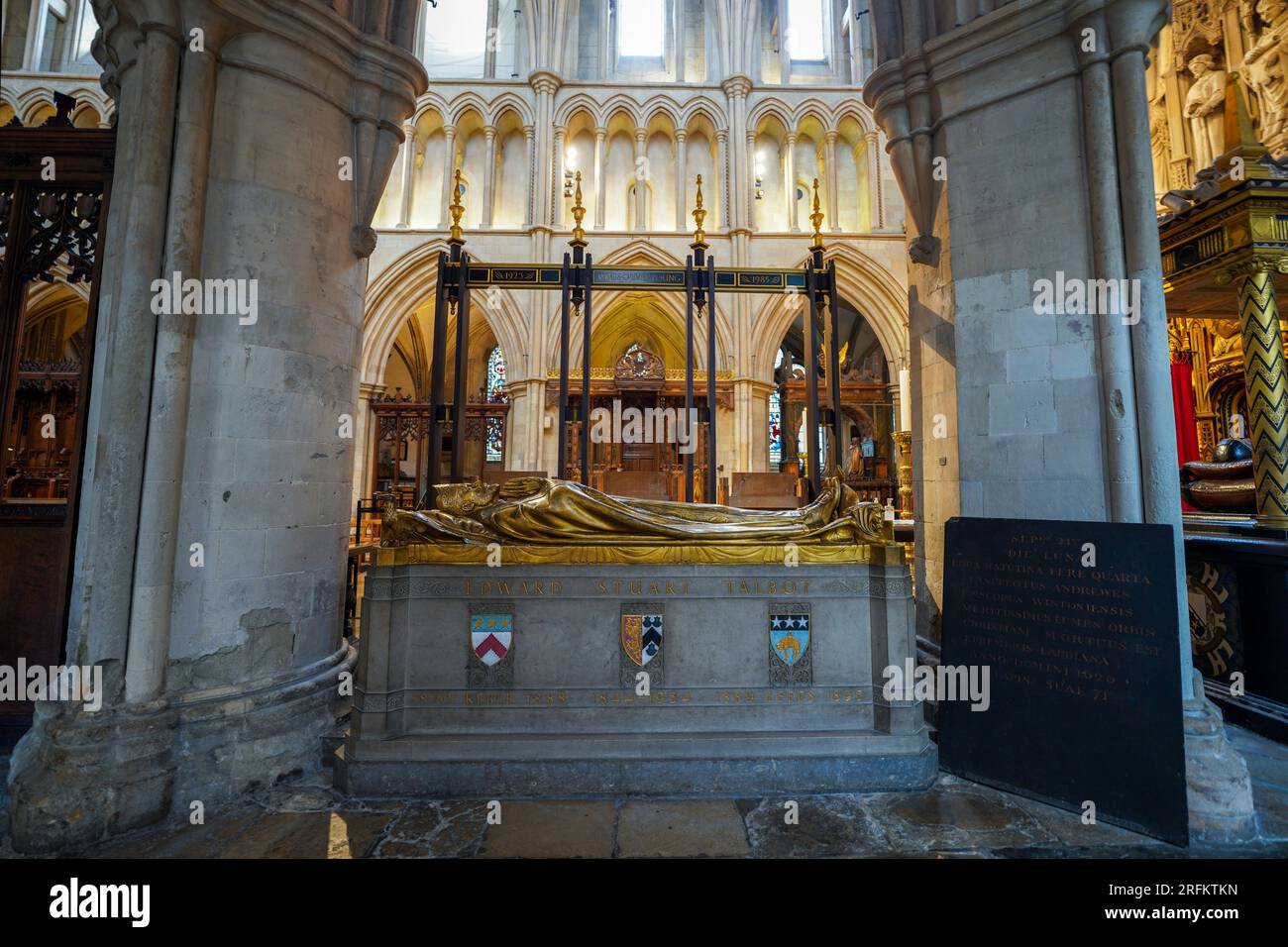 London, England, UK - May 4, 2023. Southwark Cathedral interior of the ...