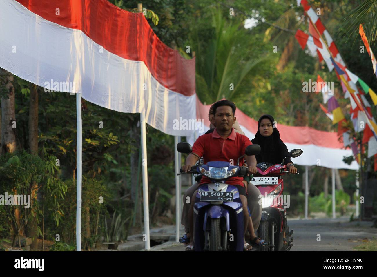 Meter long republic of indonesia flag hi-res stock photography and ...