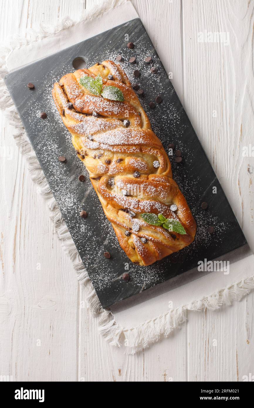 Stuffed brioche hi-res stock photography and images - Alamy