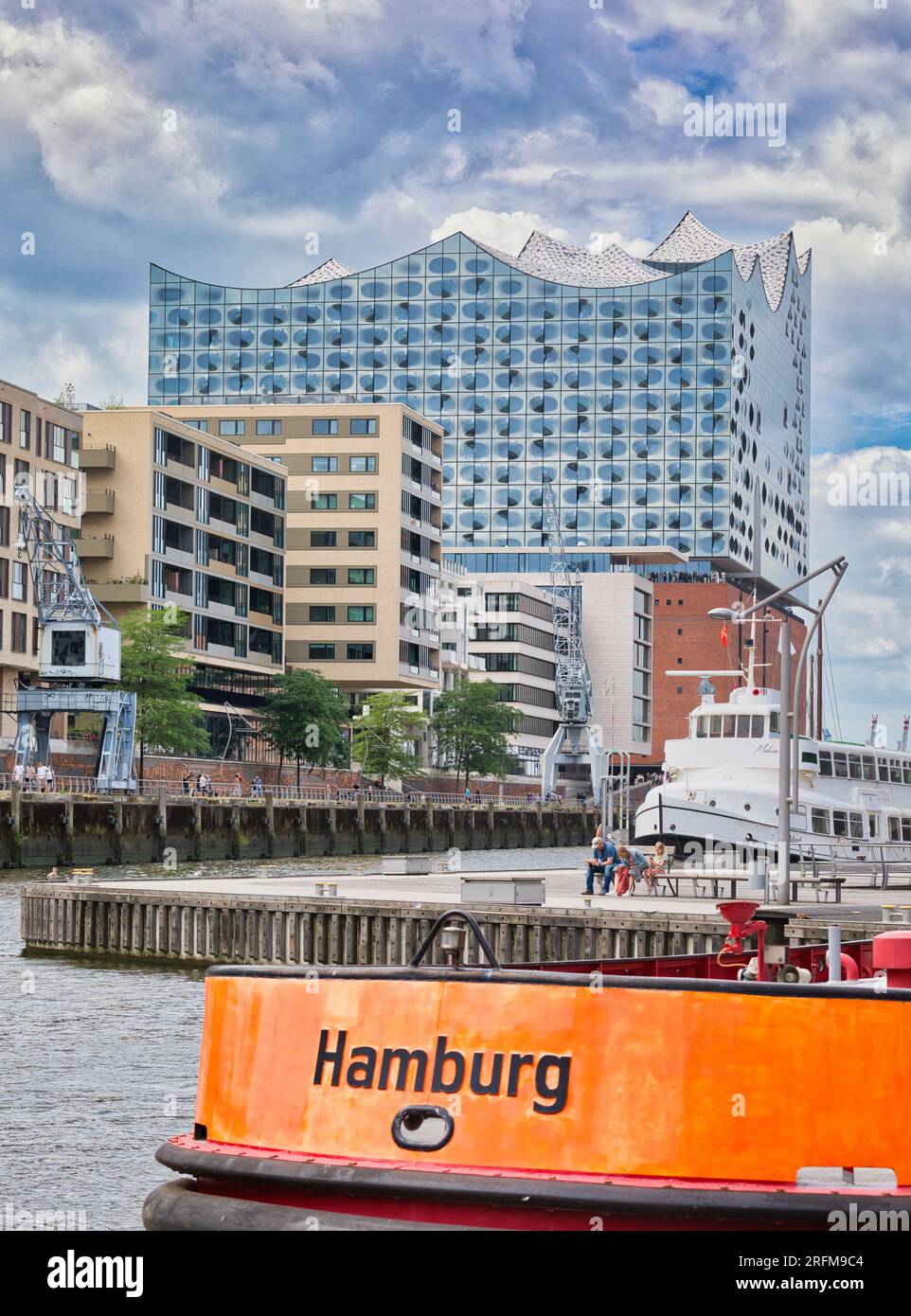 Elbe Philharmonic Hall (Elbe Philharmonie) concert hall and hotel by ...