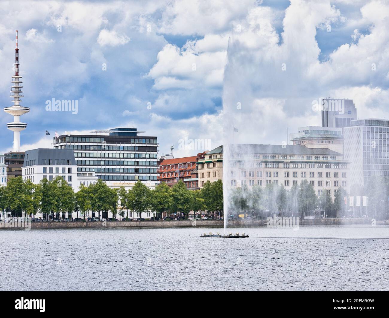 Tele-Michel (Heinrich Hertz Tower) Hamburg's tallest structure, built ...
