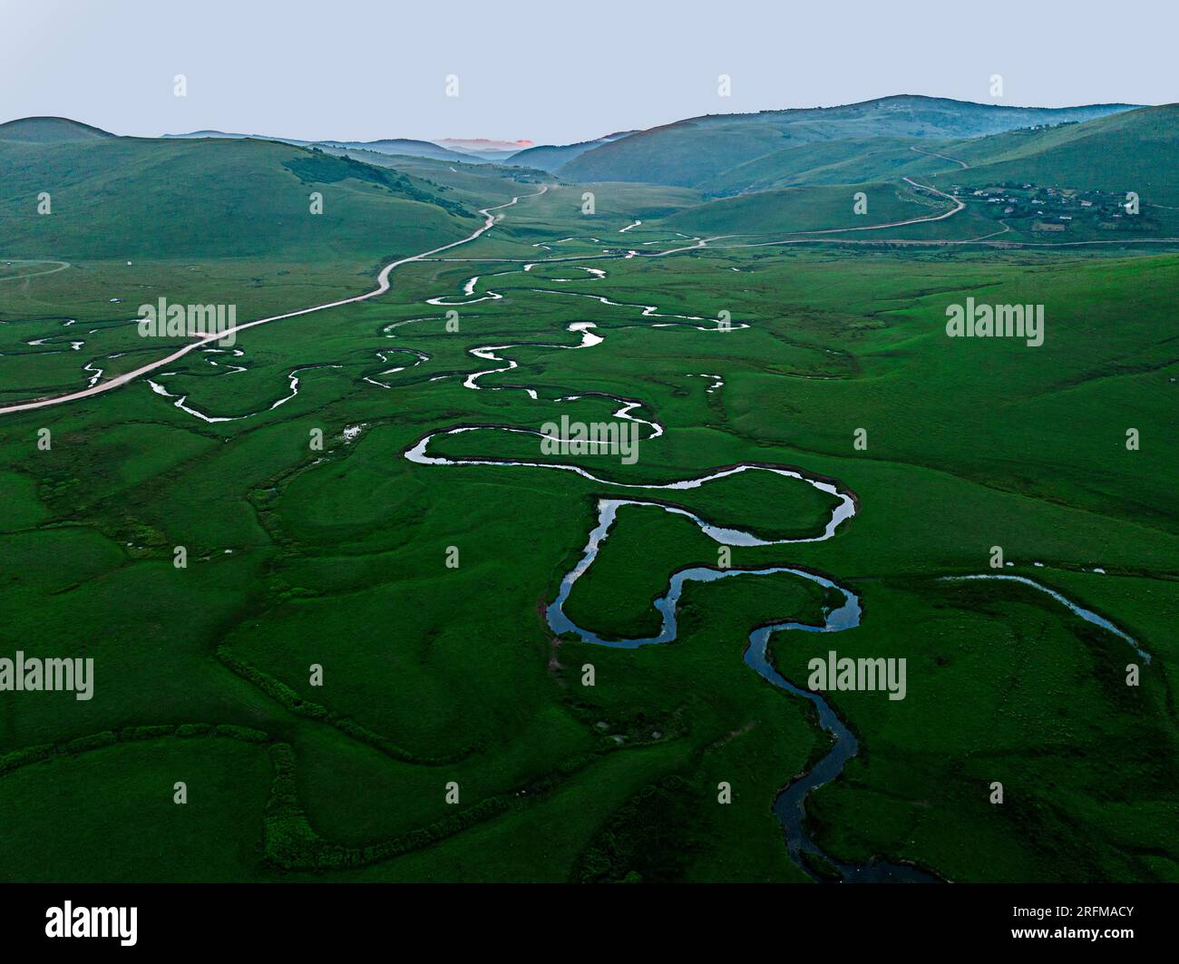 Mountains and rivers scenery and scenery hi-res stock photography and ...