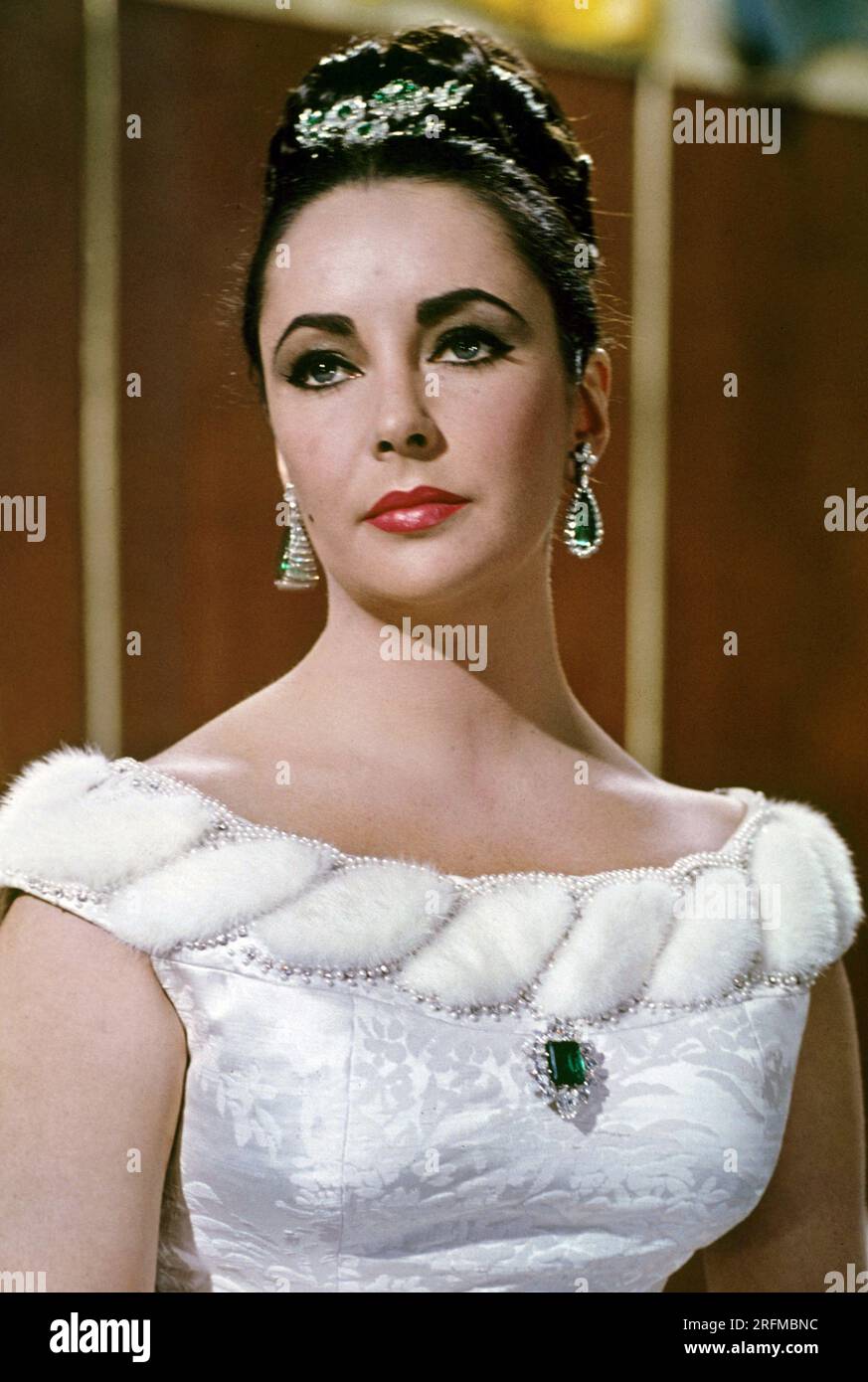 The V.I.P.s Year : 1963 UK Director : Anthony Asquith Elizabeth Taylor ...