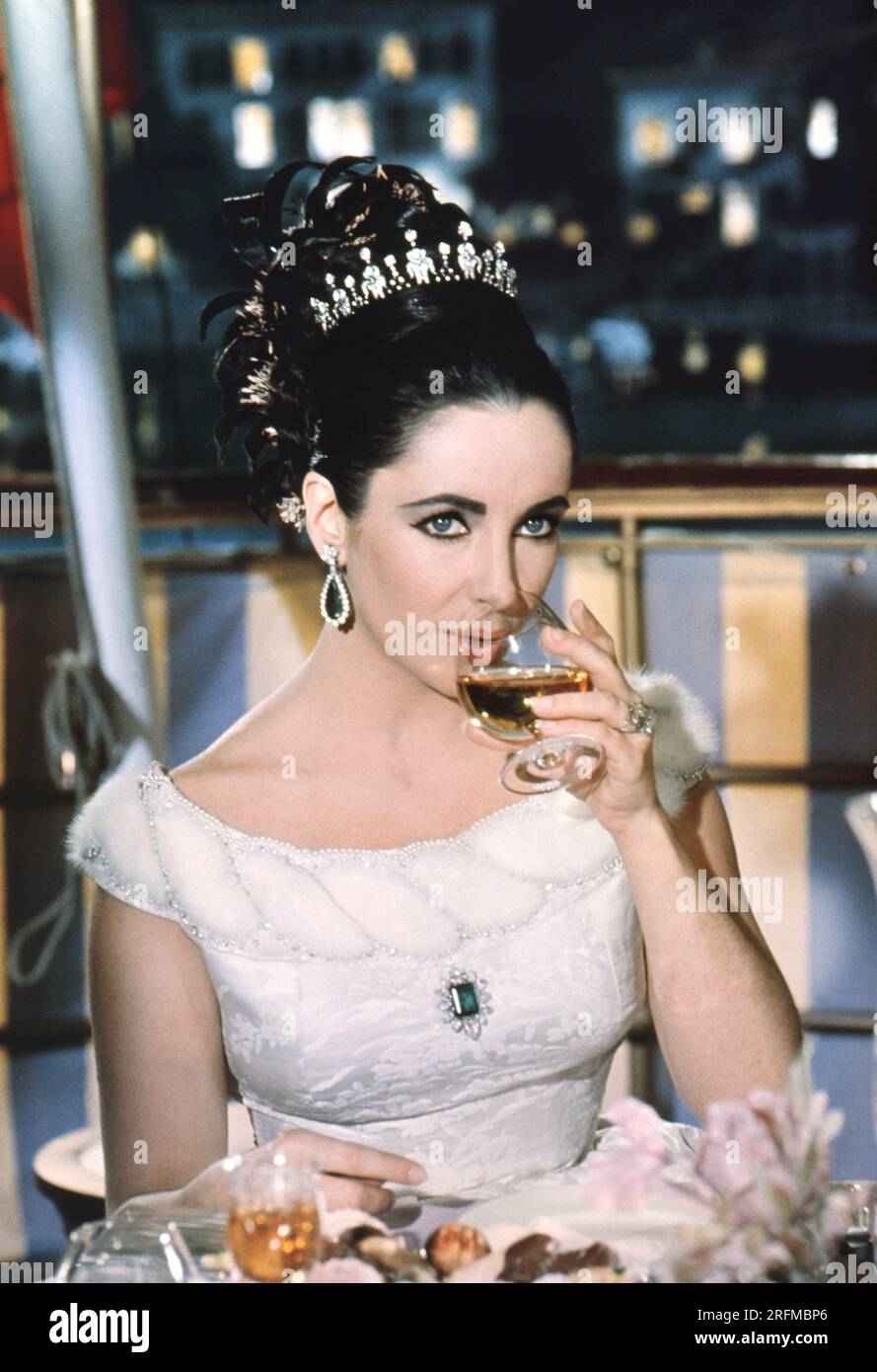 The V.I.P.s Year : 1963 UK Director : Anthony Asquith Elizabeth Taylor ...