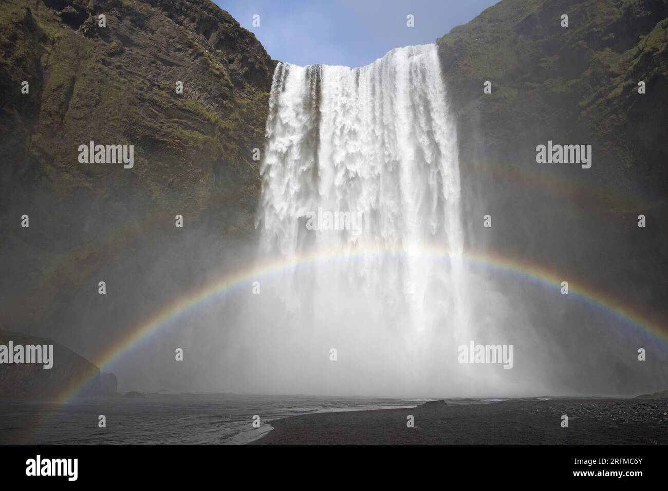 Islande, Skogar, la cascade de Skogafoss / Iceland, Skogar the ...