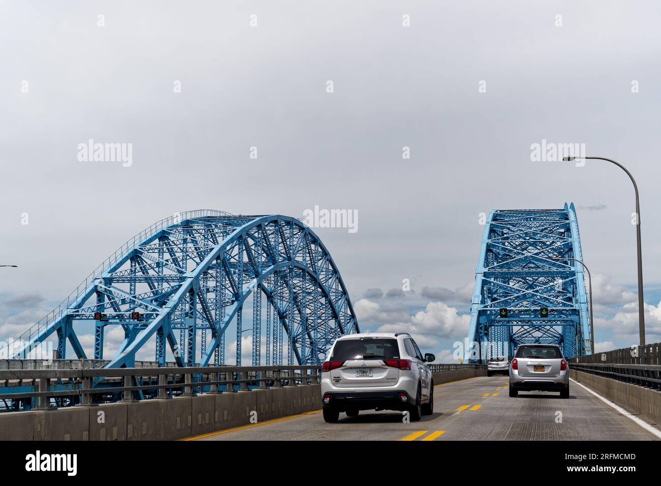 Tonawanda, New York - July 31, 2022: Traveling onto Grand Island over ...