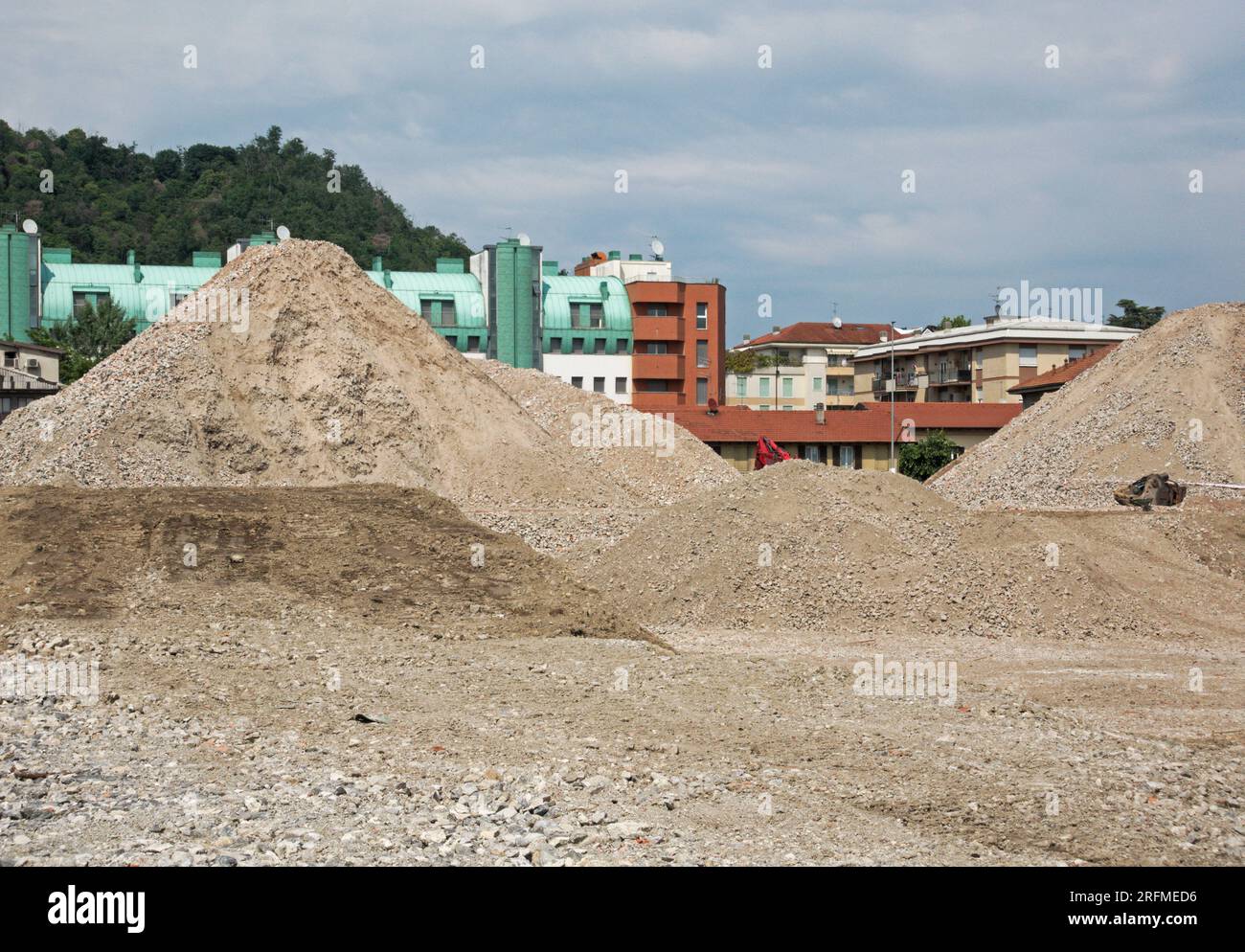heaps of sand and gravel in construction site Stock Photo - Alamy