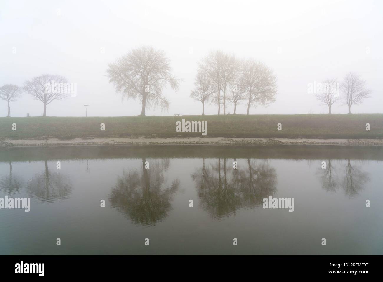 France, Hauts de France region, Somme, Baie de Somme, Saint-Valery-sur ...