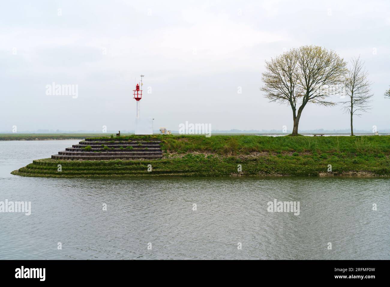 France, Hauts de France region, Somme, Baie de Somme, Saint-Valery-sur ...
