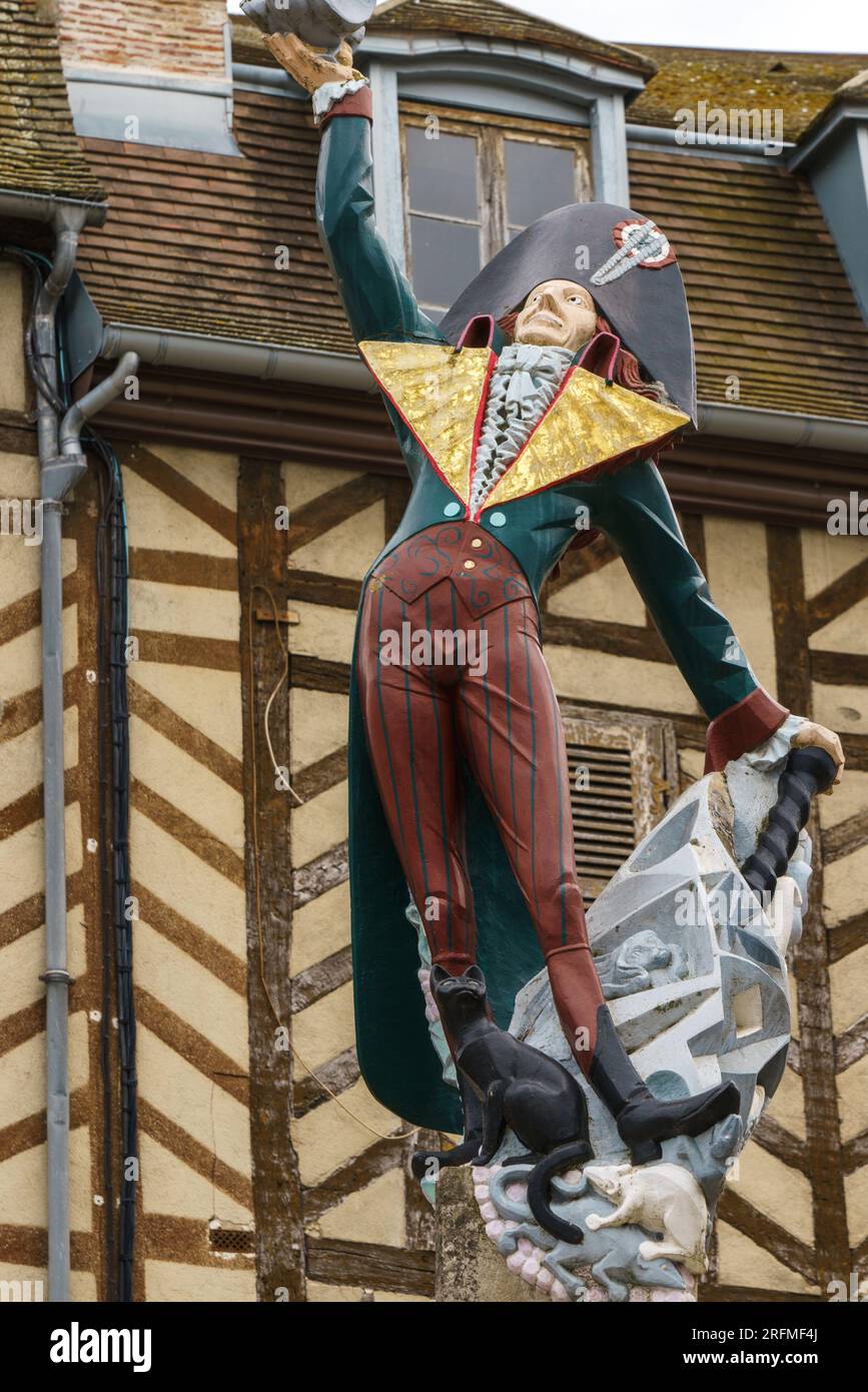 France, Bourgogne Franche Comté region, Yonne, Auxerre, rue du Temple ...