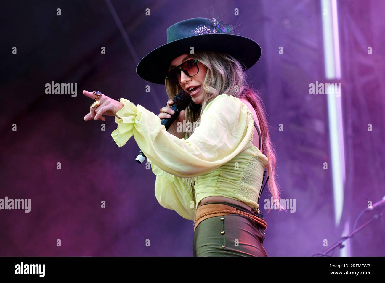 Lainey Wilson performs on day one of the Lollapalooza Music Festival on ...