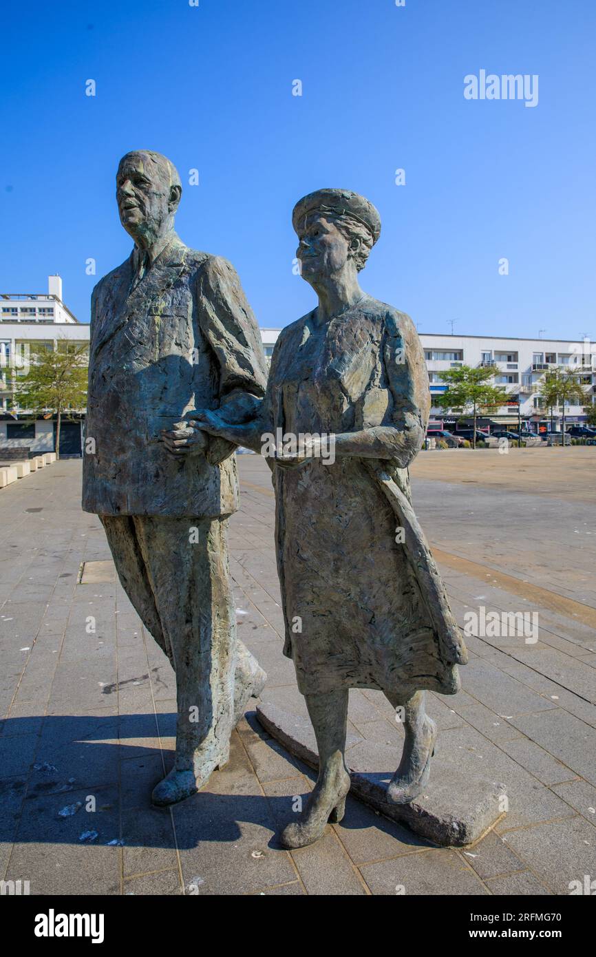France, Hauts-de-France region, Pas-de-Calais, Calais, Place d'Armes ...