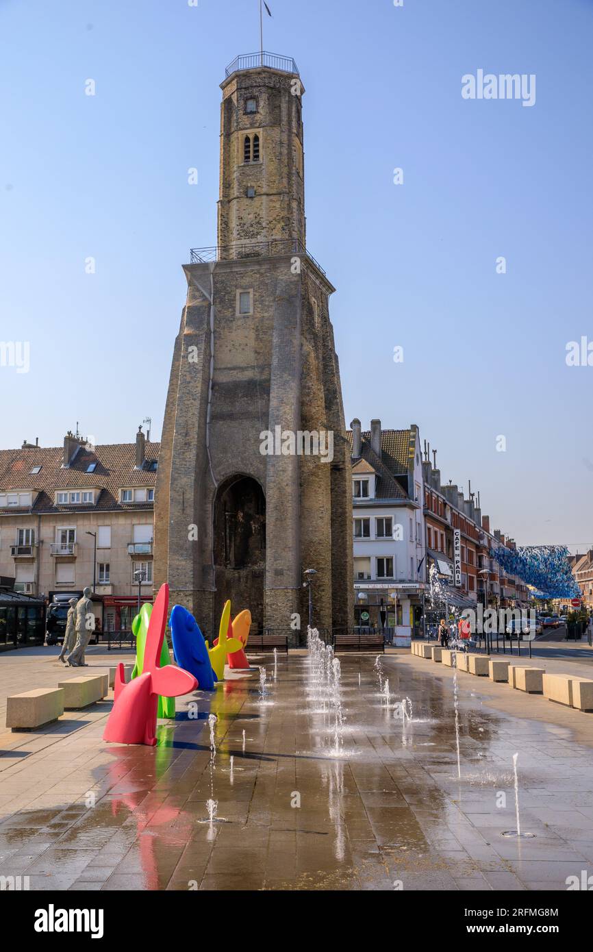 France, Hauts-de-France region, Pas-de-Calais, Calais, Place d'Armes ...