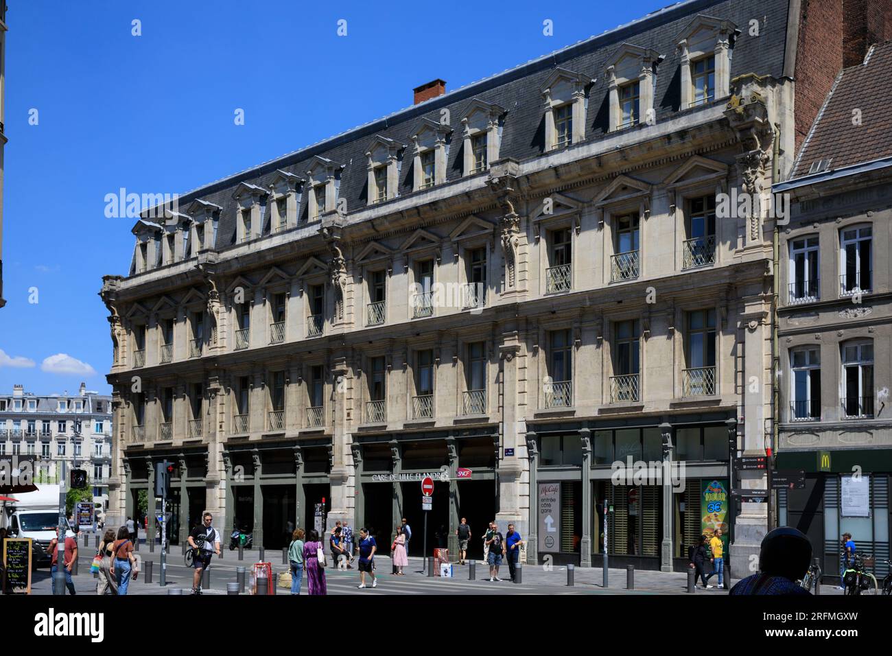 France, Hauts-de-France region, Nord department, Lille, gare de Lille ...