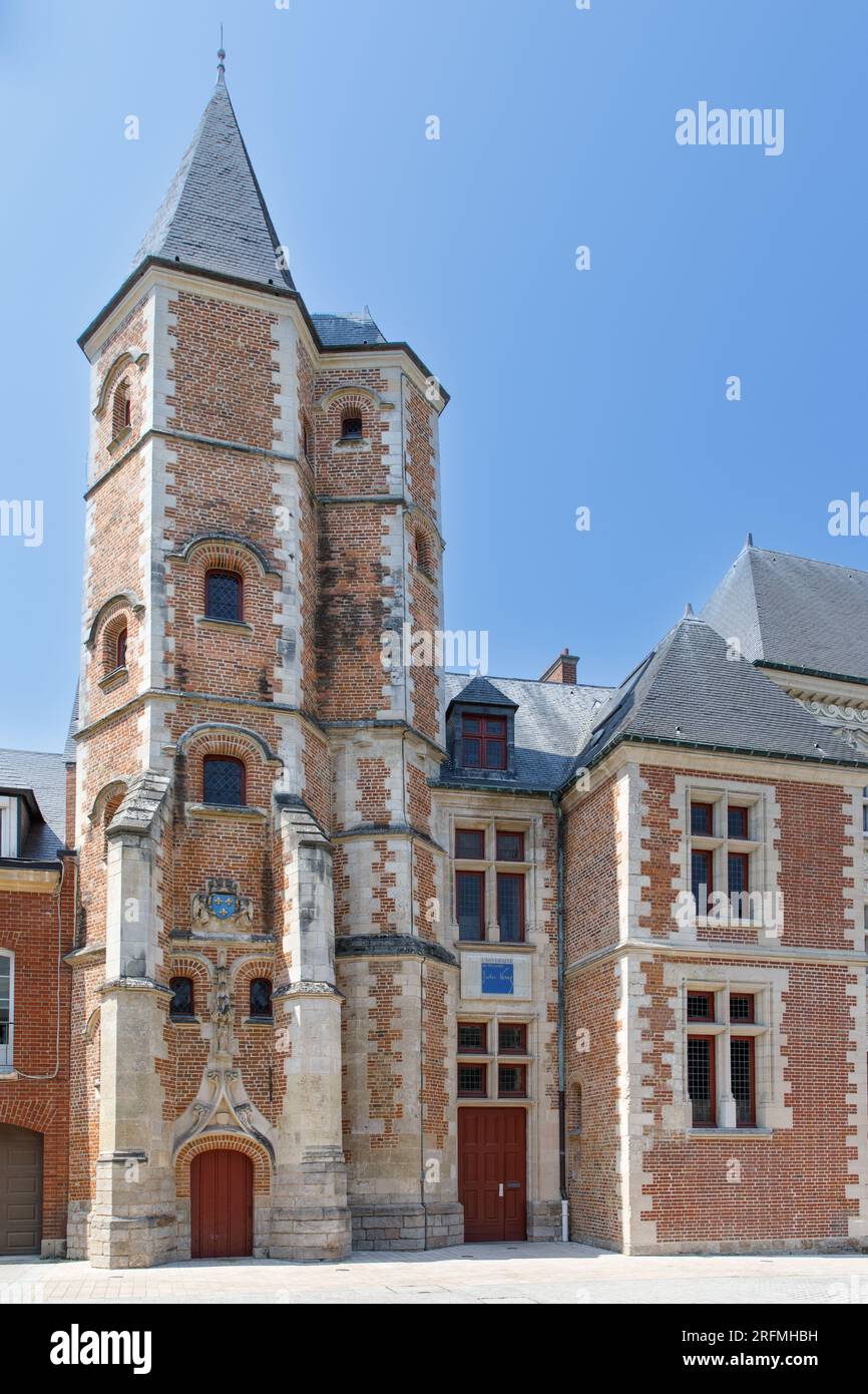 Universite jules verne hi-res stock photography and images - Alamy