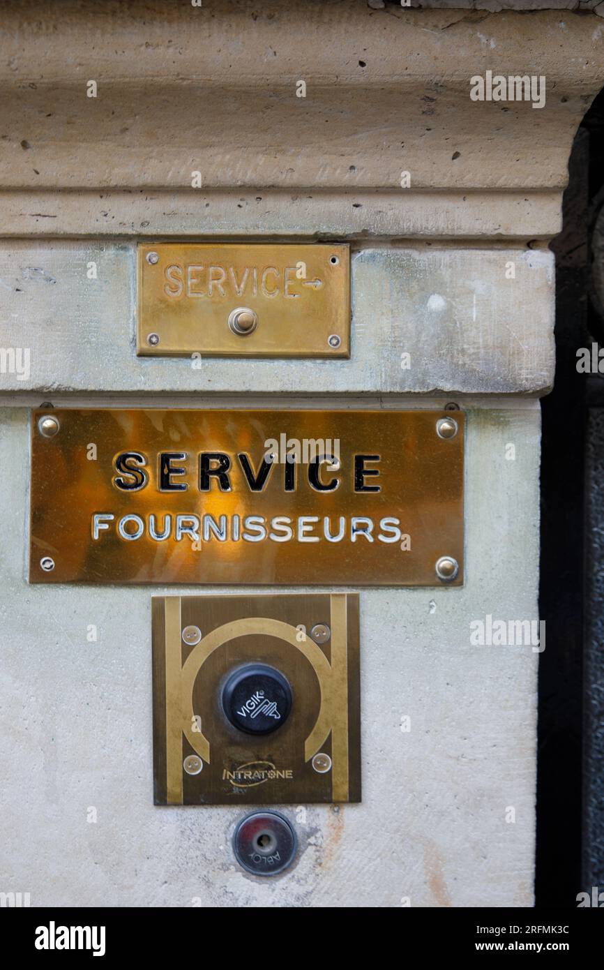 France, Ile-de-France region, Paris 16th arrondissement, service ...