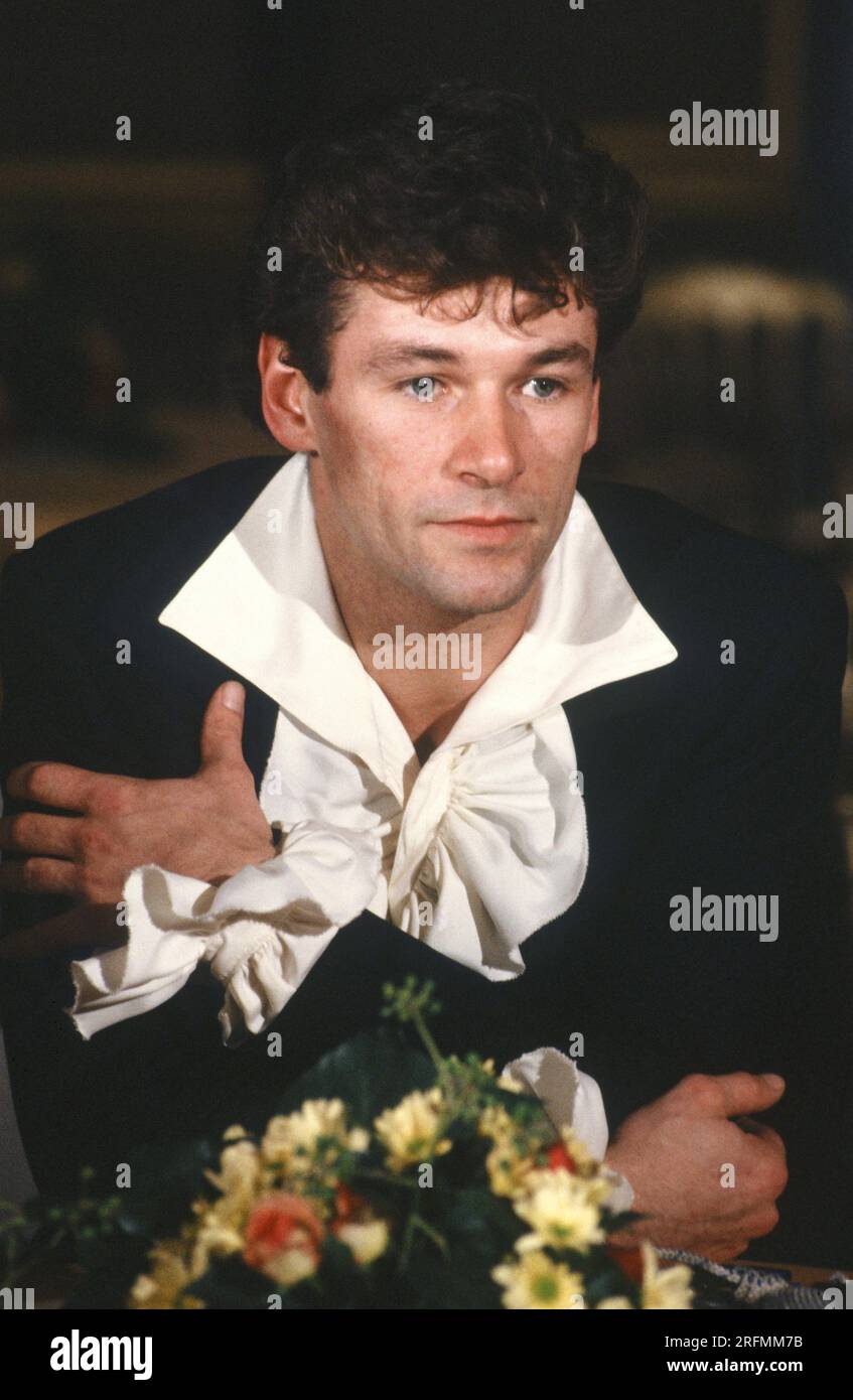 Eve ruggieri hi-res stock photography and images - Alamy