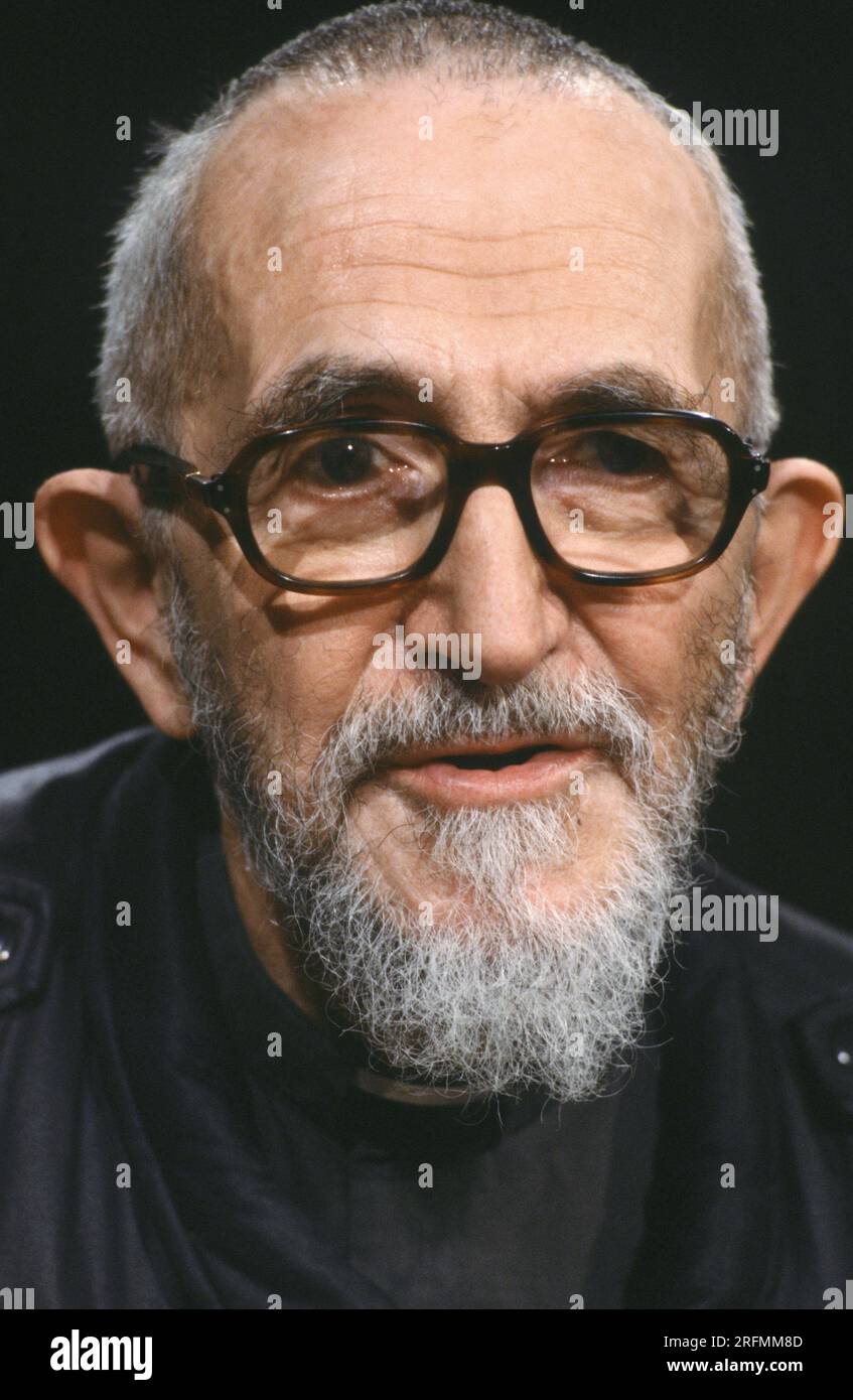 Television programme photograph portrait hi-res stock photography and ...