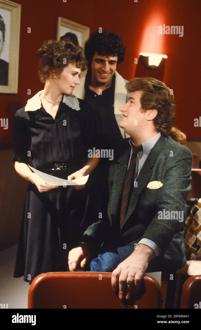 Julien Clerc and Miou-Miou attending the TV show "La dernière séance ...