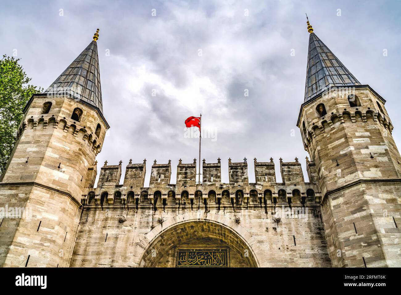 Colorful Entrance Gate Topkapi Palace Sultanahmet Square Istanbul ...