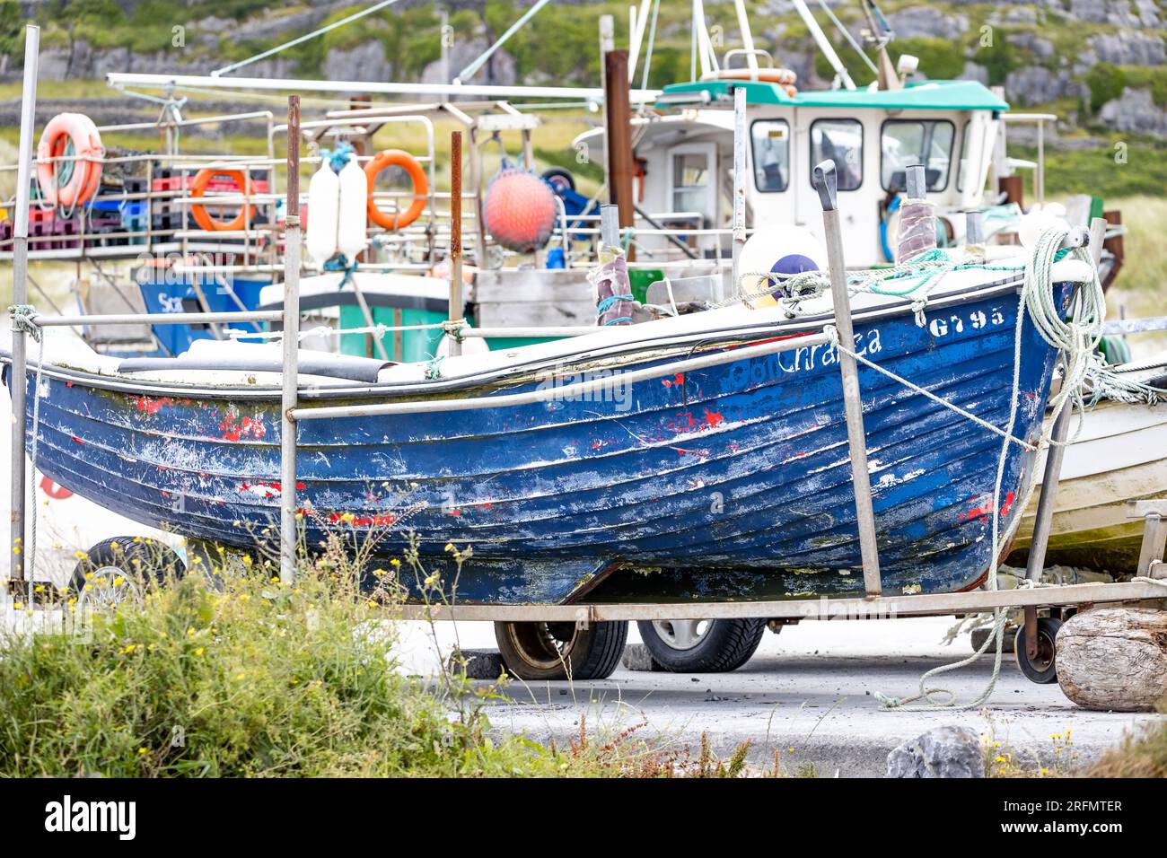Car towing boat water hi-res stock photography and images - Alamy