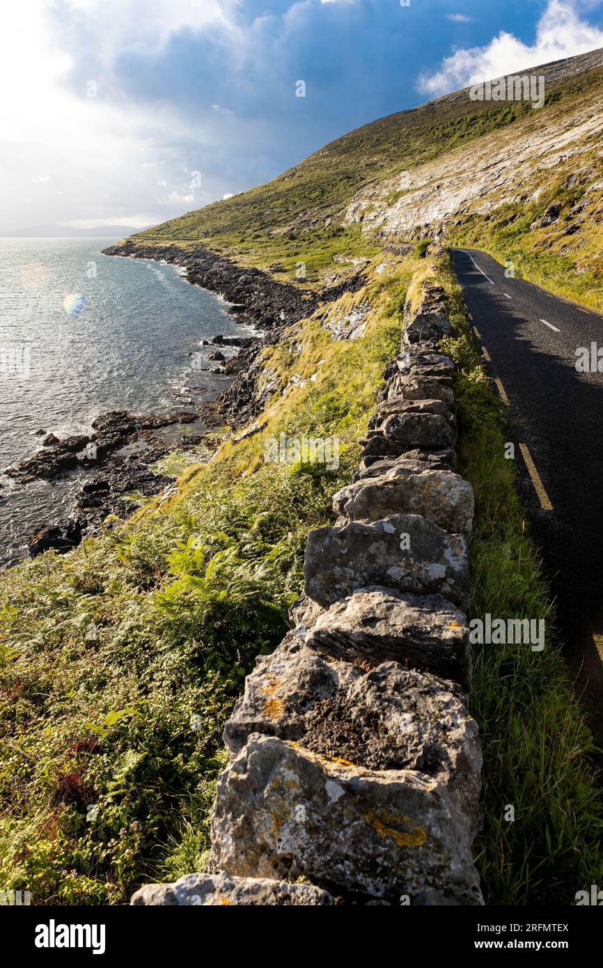 Coast road landscape hi-res stock photography and images - Alamy