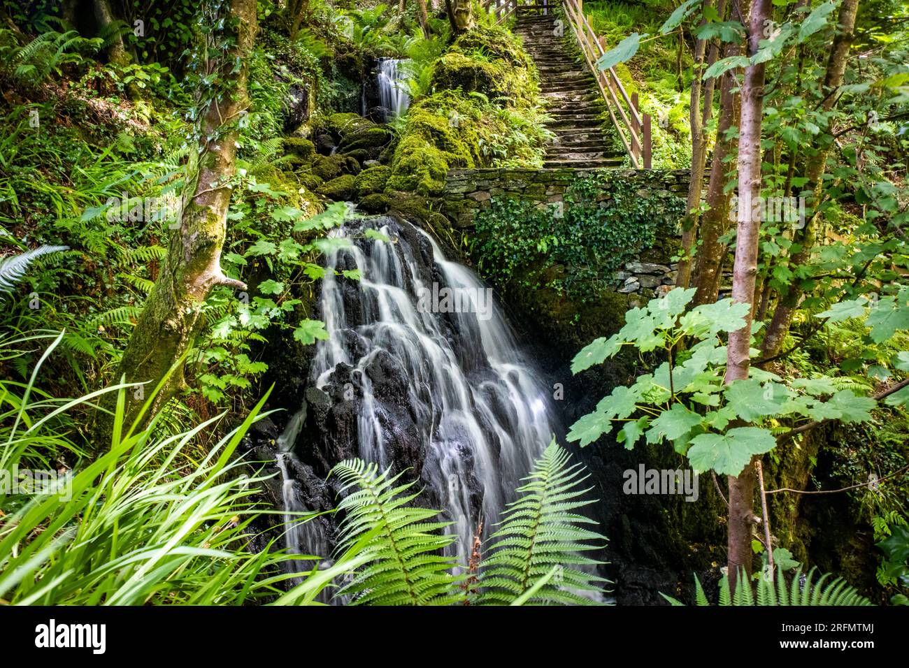 Waterfall connemara county ireland hi-res stock photography and images ...
