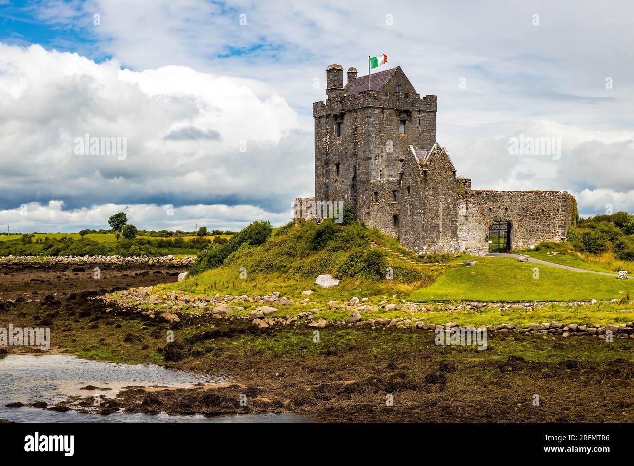 Famous Dunguaire castle ruins in Kinvara at seashore Ireland on summer ...
