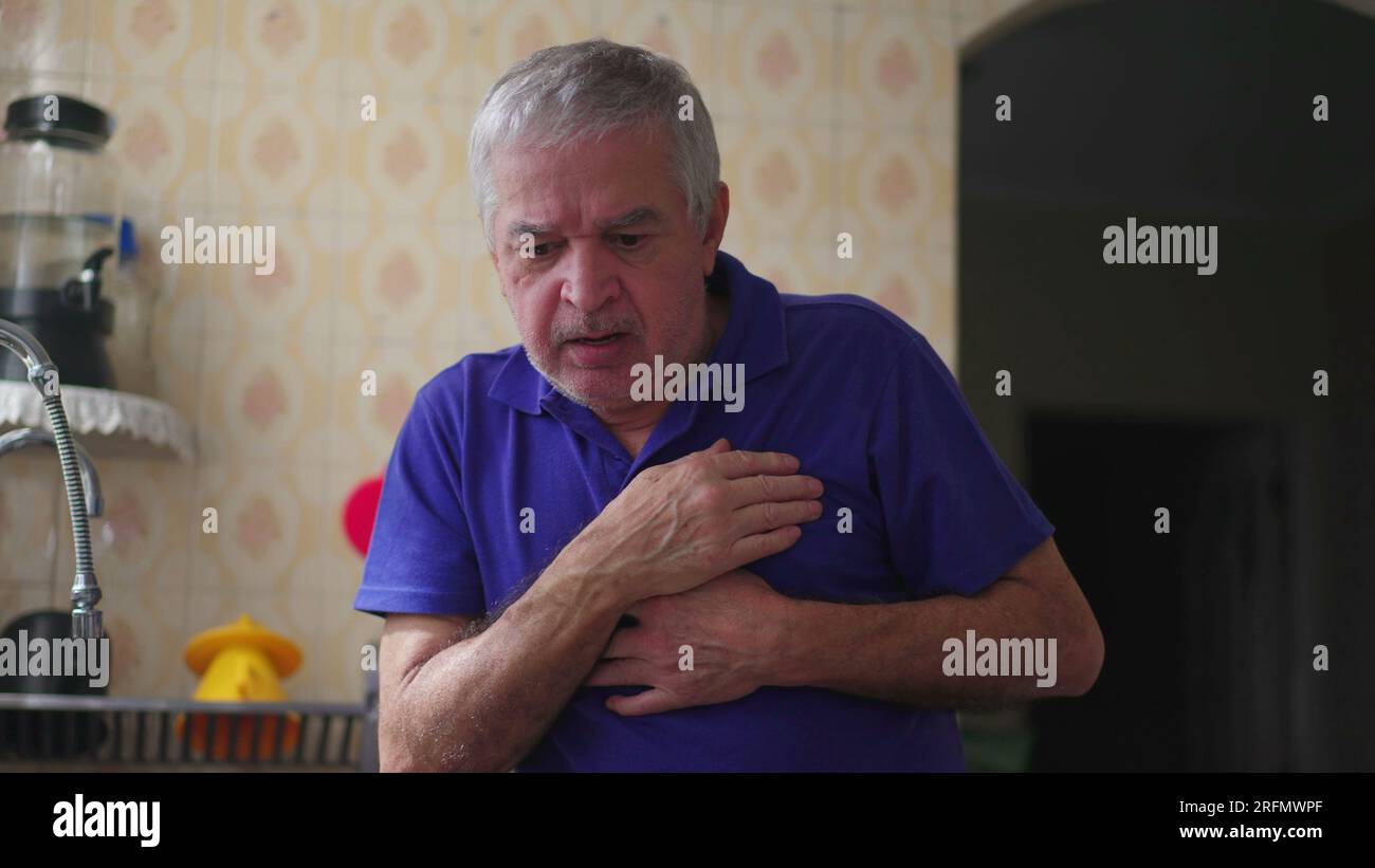 Elderly collapse hi-res stock photography and images - Alamy