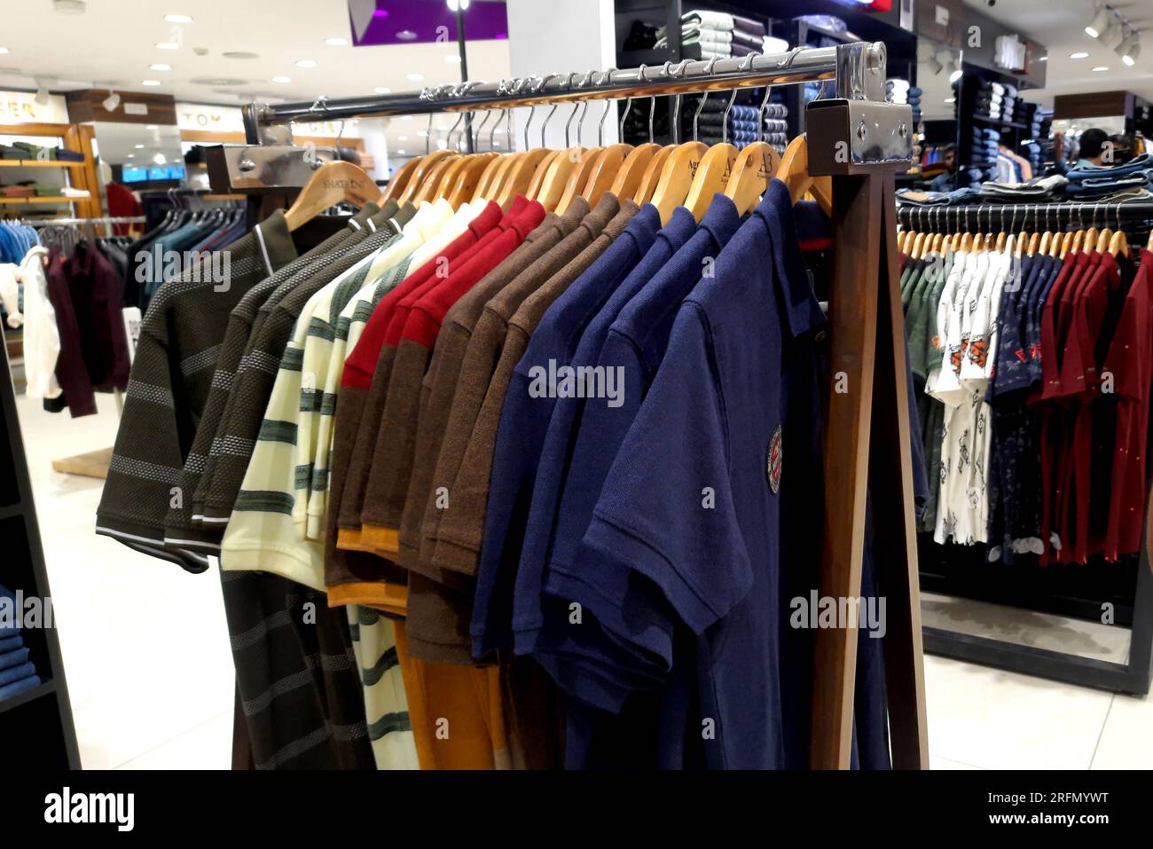 18-10-2021 Indore, M.P. India. Clothes for sale at market, clothes on ...