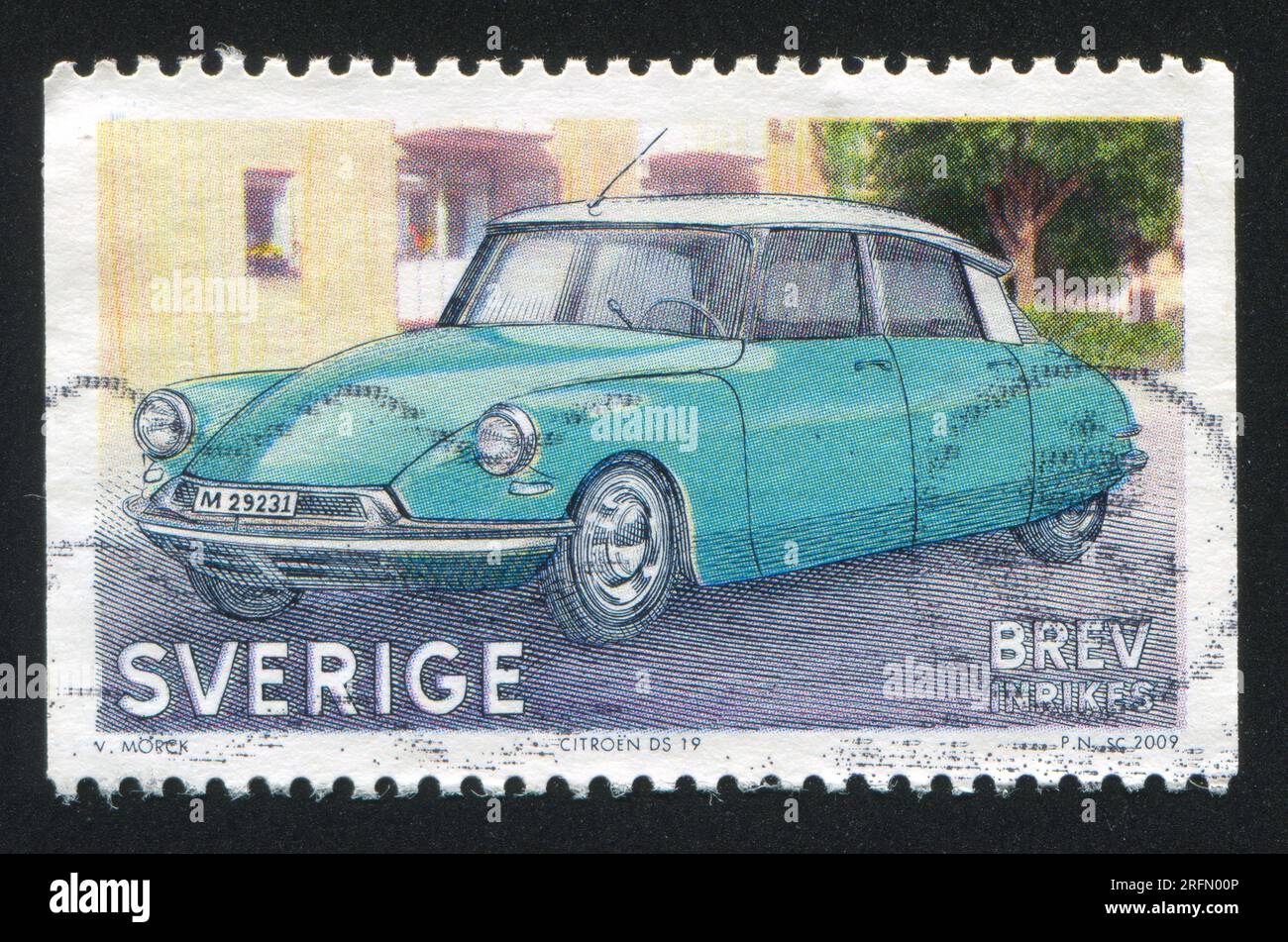 SWEDEN - CIRCA 2009: stamp printed by Sweden, shows Citroen DS, circa ...