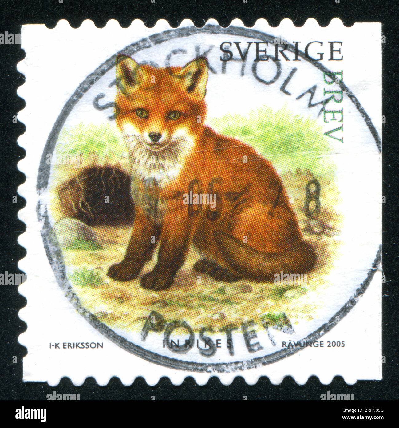 SWEDEN - CIRCA 2005: stamp printed by Sweden, shows Fox, circa 2005 ...