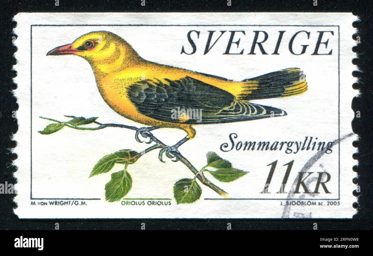SWEDEN - CIRCA 2005: stamp printed by Sweden, shows Oriole, circa 2005 ...