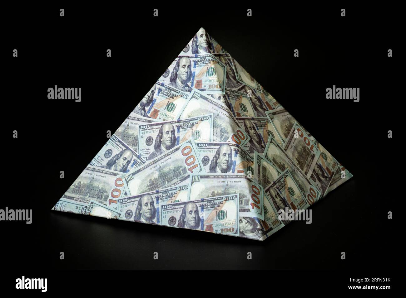 Capitalism pyramid hi-res stock photography and images - Alamy