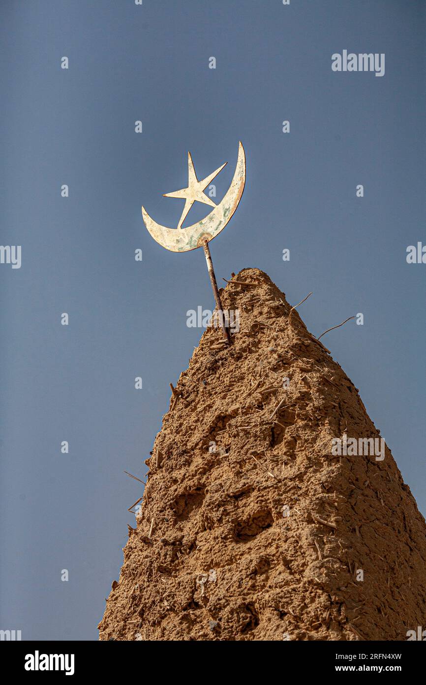 Crescent and star hi-res stock photography and images - Alamy