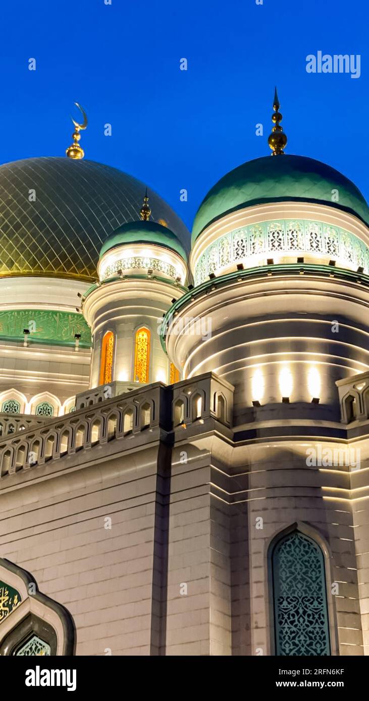 The main Juma Mosque in Moscow, one of the largest and highest mosques ...
