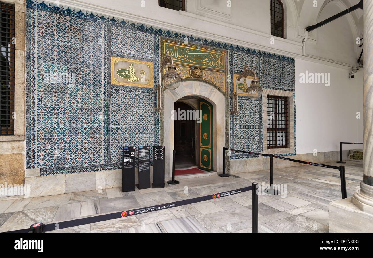 Istanbul, Turkey - May 11, 2023: Entrance of The Privy Room, or Has Oda ...
