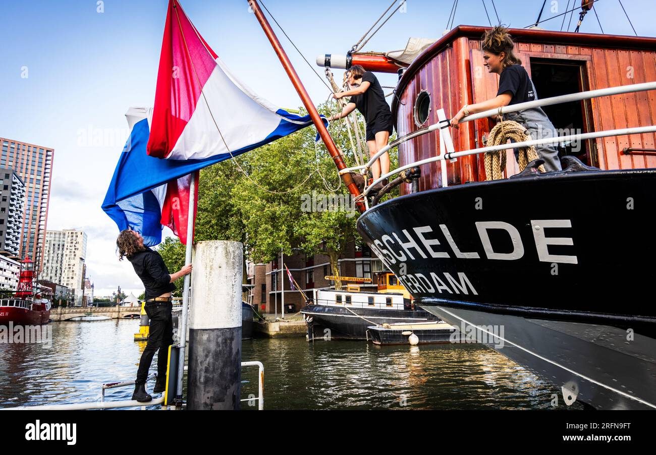 Bemanningsleden hi-res stock photography and images - Alamy