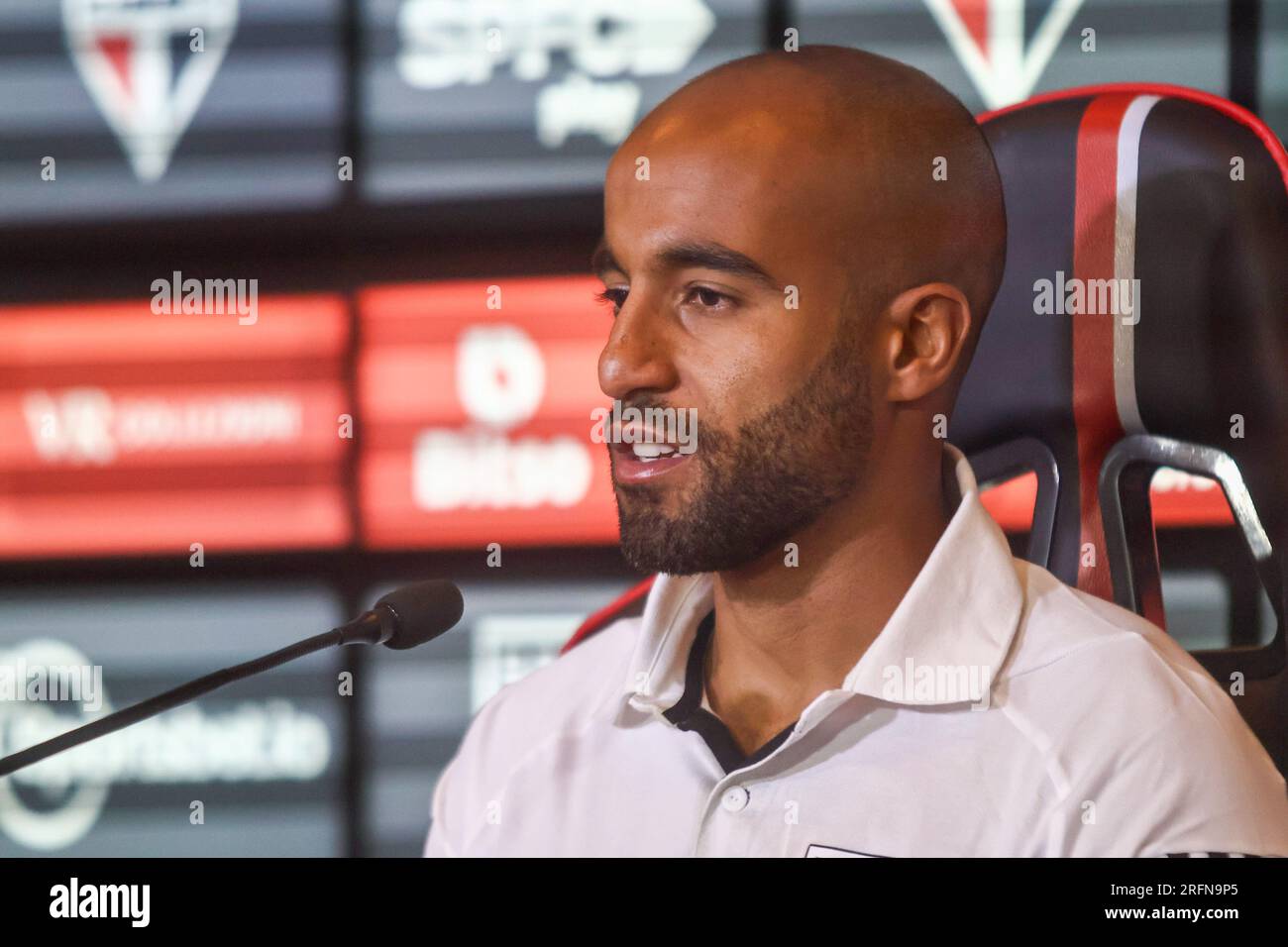 SÃO PAULO, SP - 04.08.2023: APRESENTAÇÃO LUCAS MOURA NO SPFC - Lucas ...