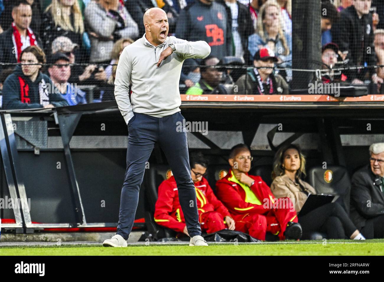 Johan cruyff shield hi-res stock photography and images - Alamy