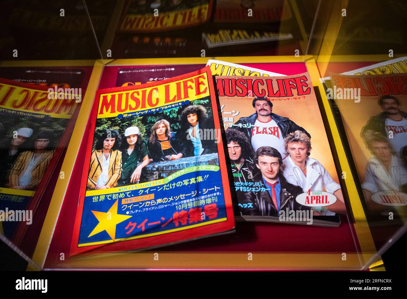 Exhibition garden magazines hi-res stock photography and images - Alamy