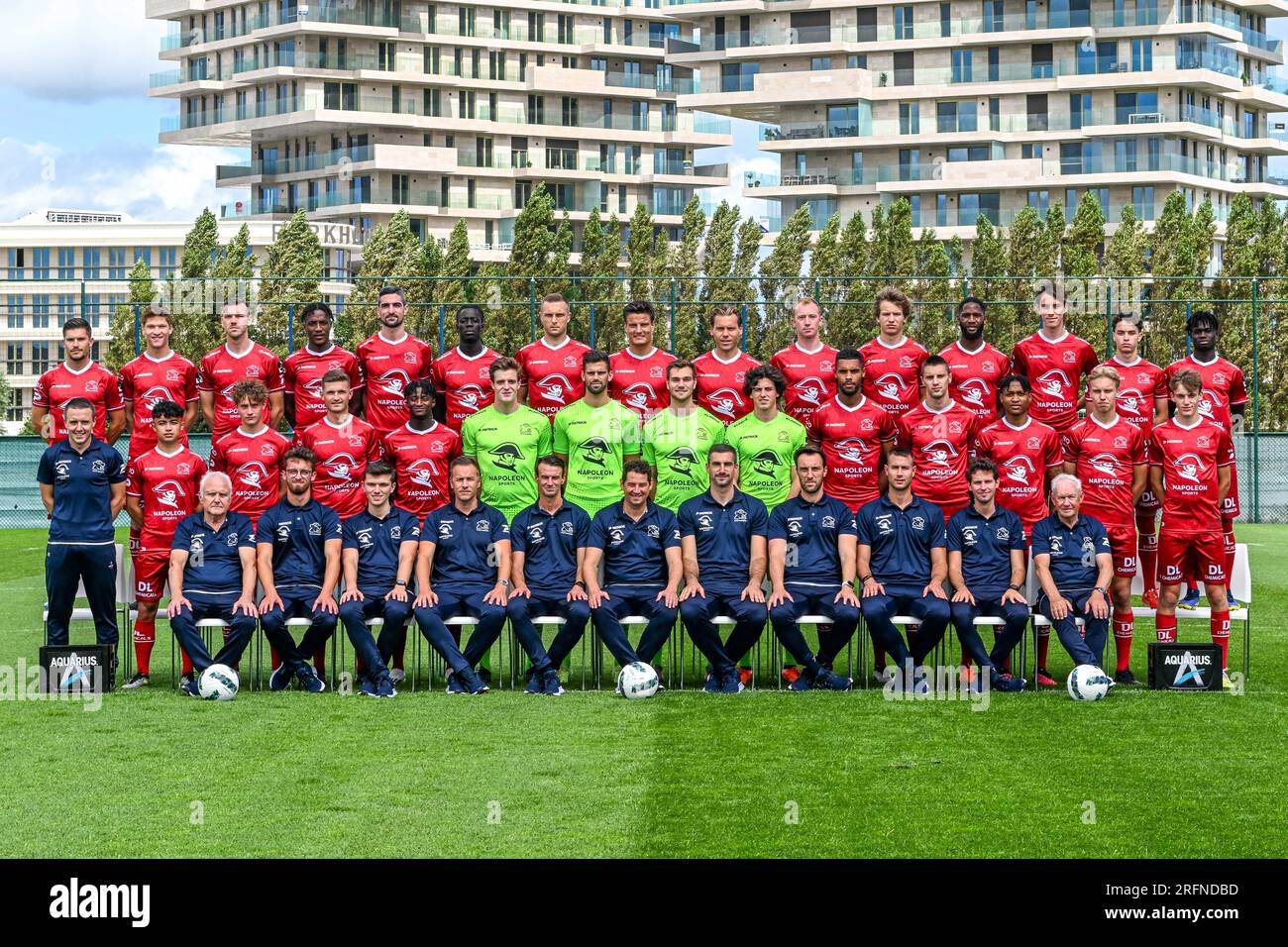 team picture of Zulte-Waregem: Top from left to right: Alessandro ...