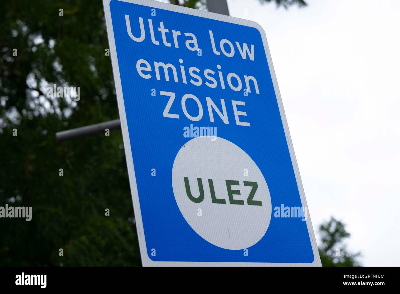 London, England -4 August 2023: The Ultra Low Emission Zone (ULEZ) sign ...