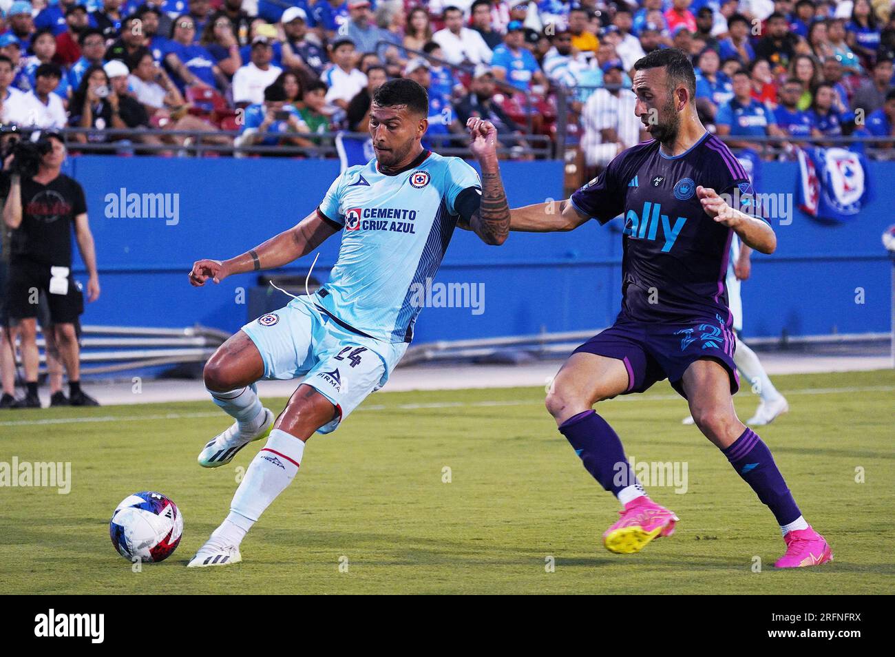 Frisco, Texas, United States: Cruz Azul's captain Juan Escobar and ...
