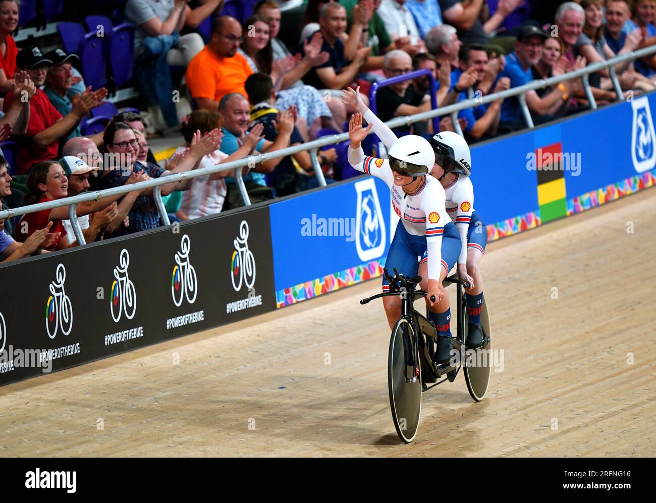 Great Britain's Sophie Unwin and Jenny Holl celebrate winning gold in ...